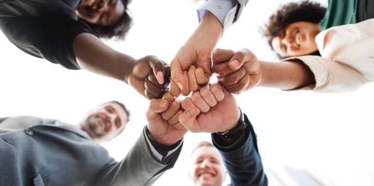 19 Unforgettable Team-Building Activities For Small Groups - Pick An Event